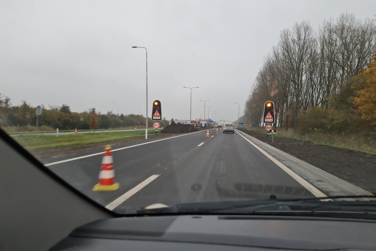 Weekendafsluitingen kruispunt N305 Gooiseweg en N302 Larserweg - Oozo.nl
